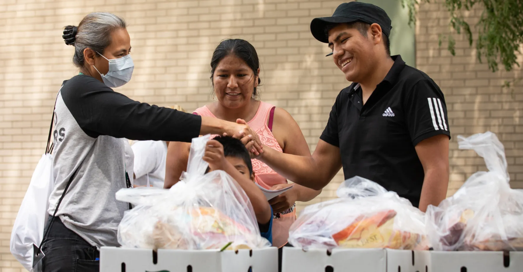 Women Combating Childhood Hunger in Chicago | No Kid Hungry